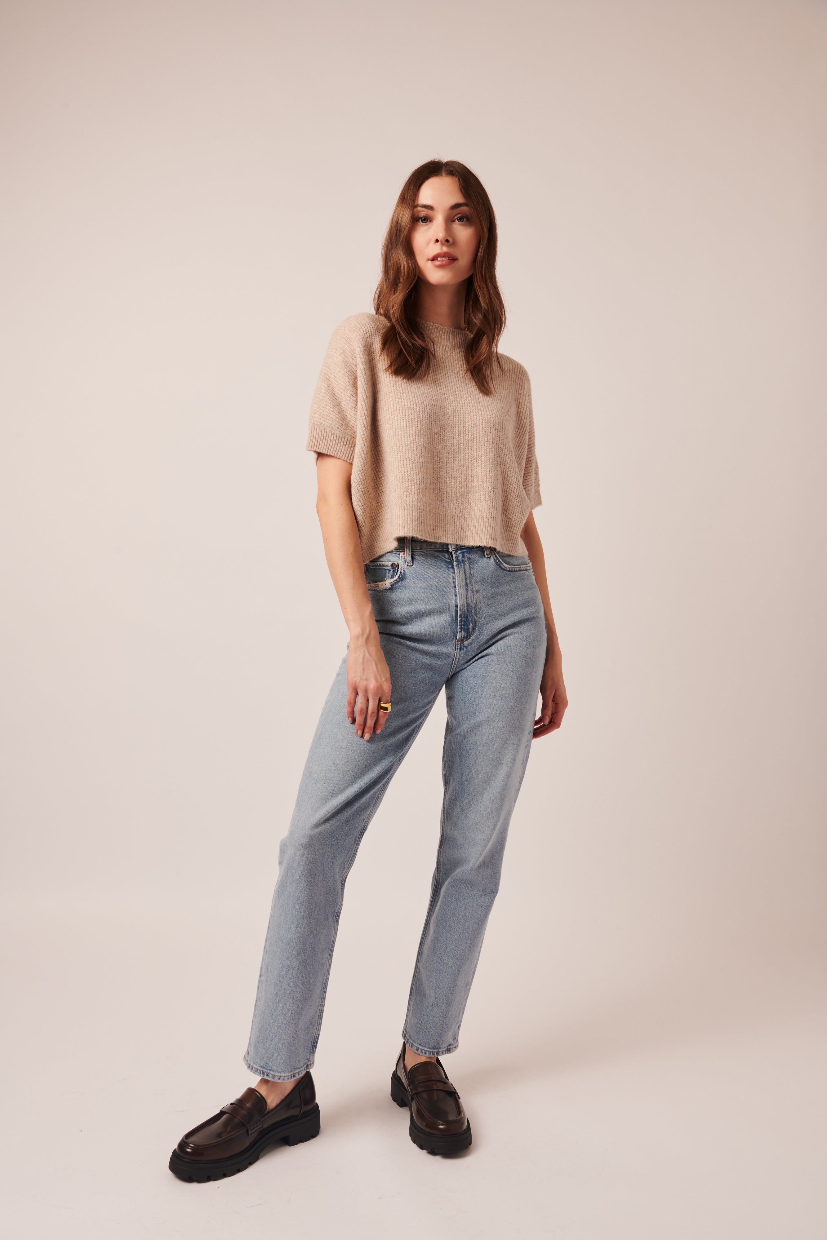 REYNA KNIT SHORT SLEEVE (LATTE) - LINE – Joelle's By Ally
